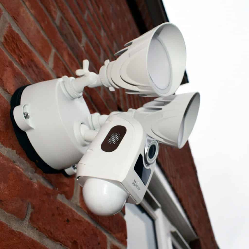 EZVIZ LC1 HD Smart Wifi Security Light and CCTV Camera including ...